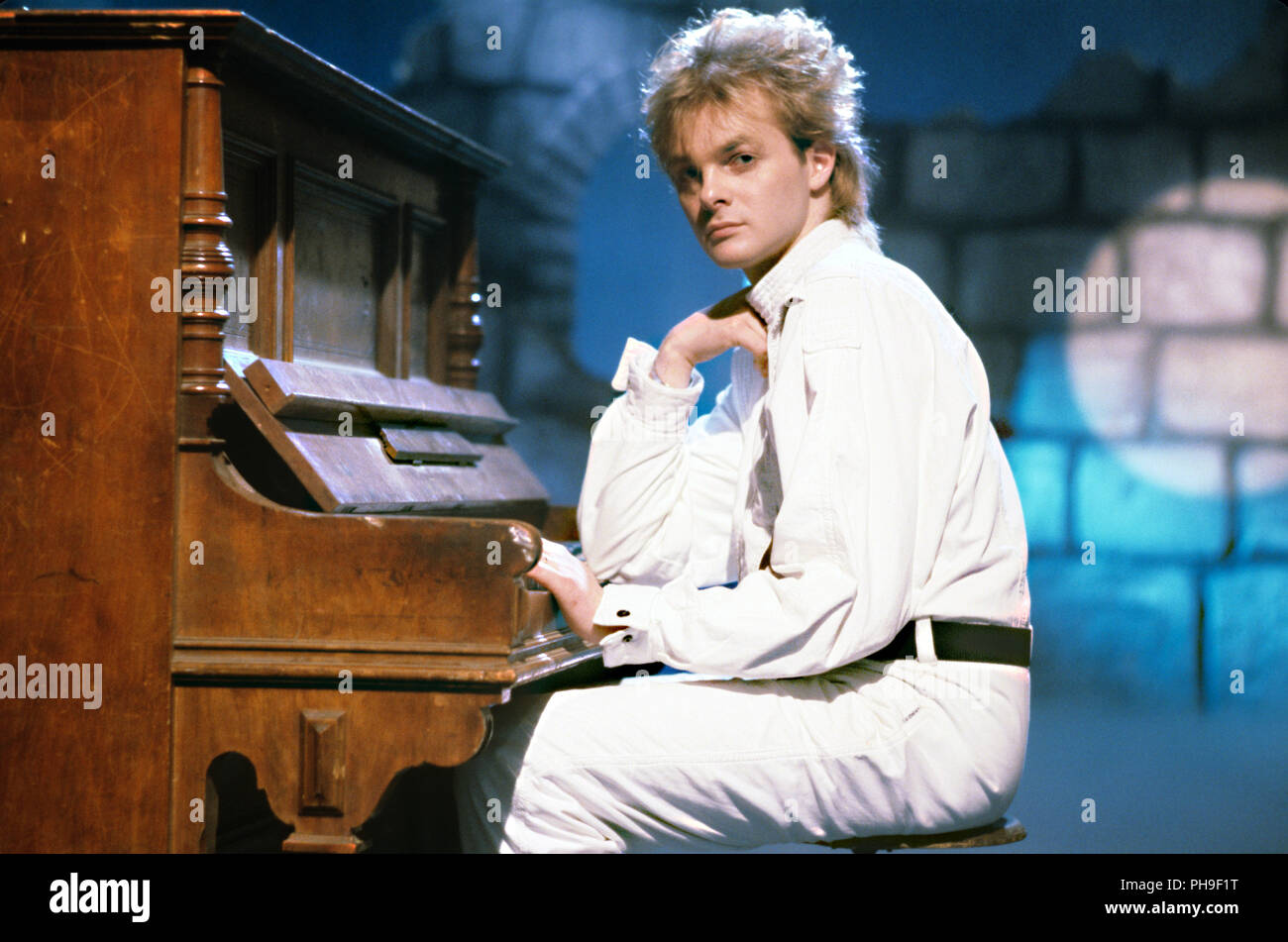 Alphaville (Frank Mertens) on 12.10.1984 in München / Munich. | usage ...