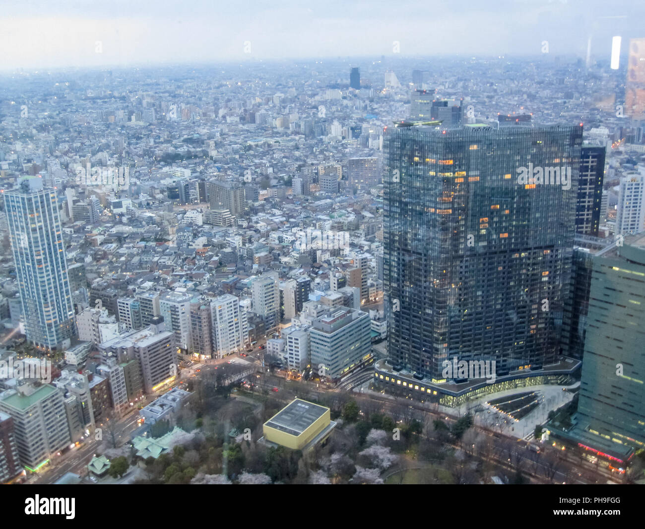 City aerial view tokio hi-res stock photography and images - Alamy