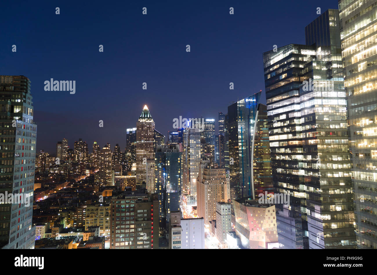 See through buildings hi-res stock photography and images - Alamy