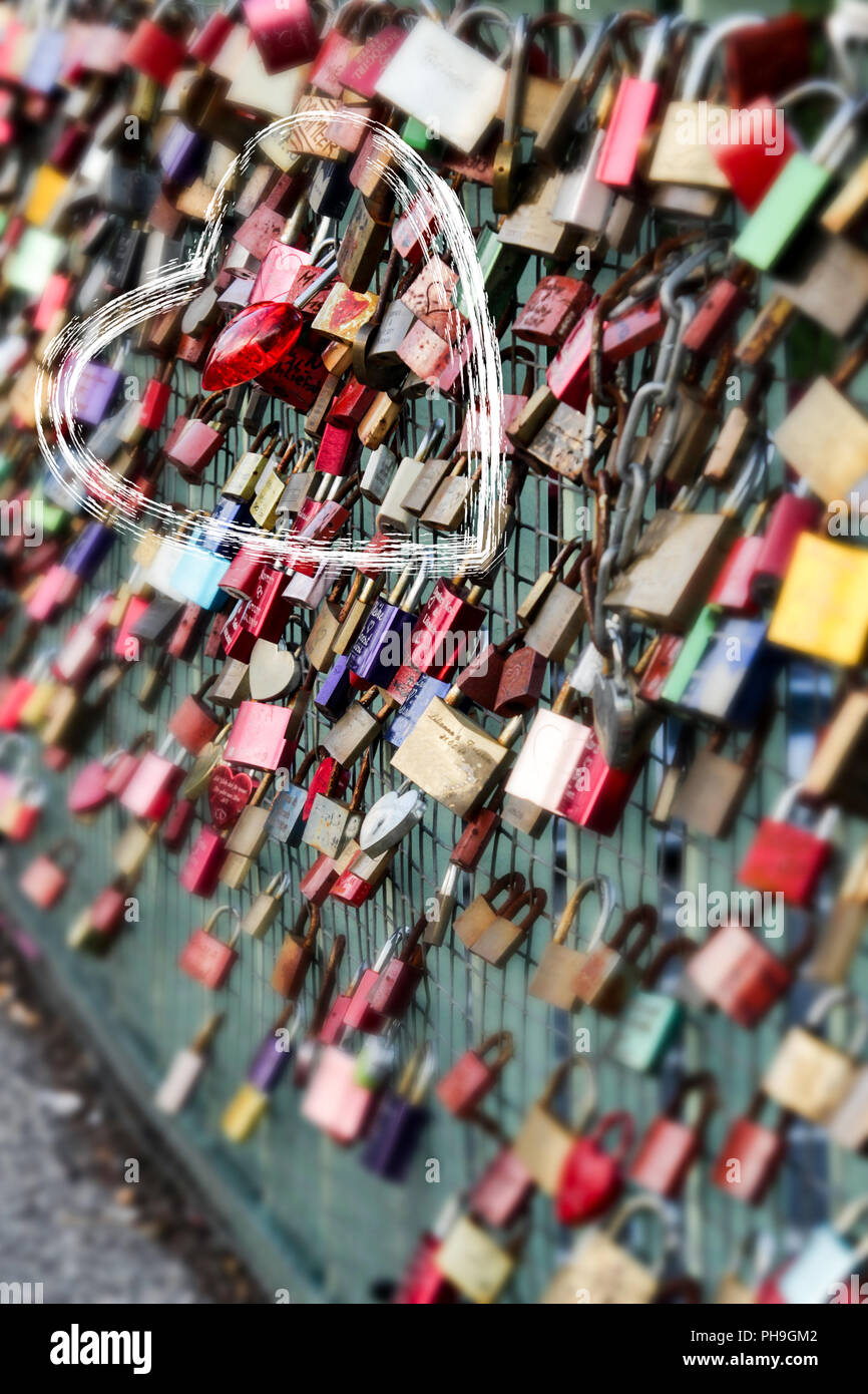 Love chess hi-res stock photography and images - Alamy