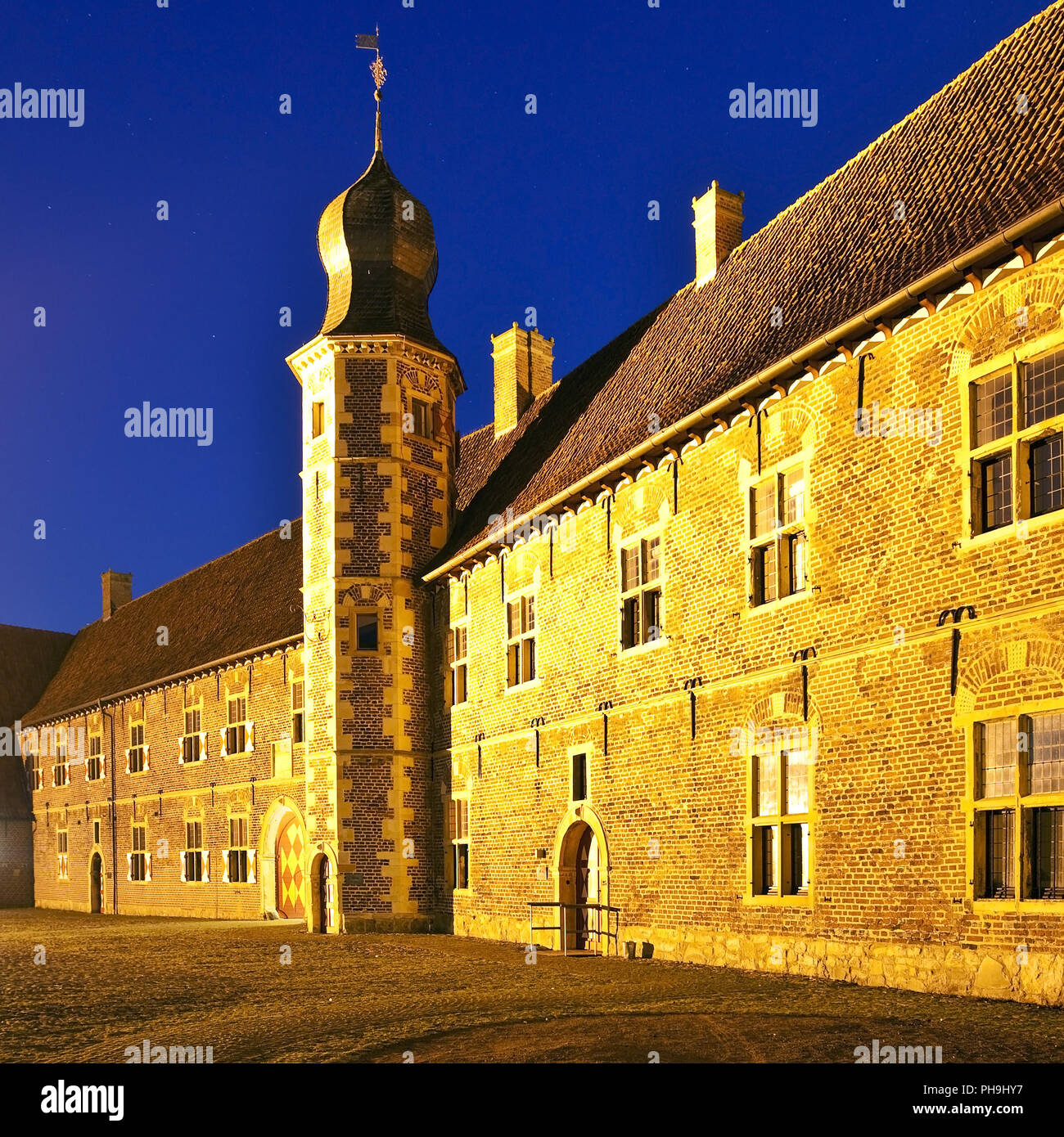 Schloss Raesfeld Castle, Raesfeld, Muensterland region, North Rhine ...