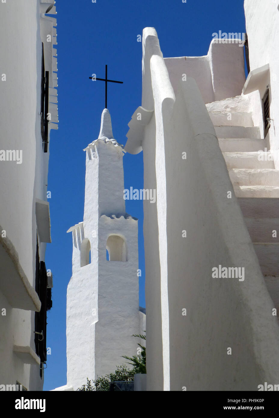 Menorca architecture white wall hi-res stock photography and images - Alamy