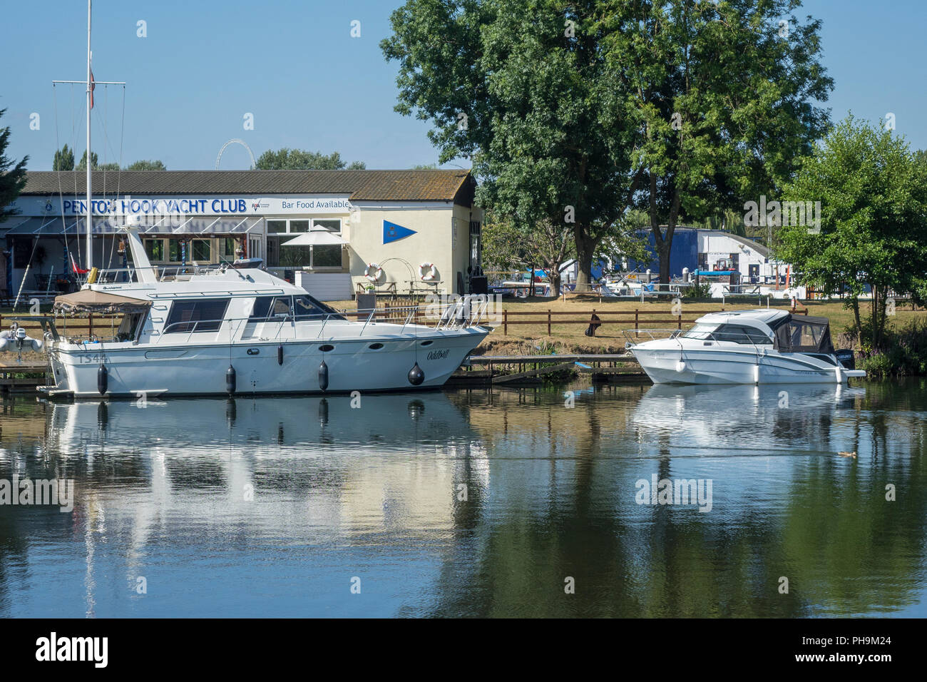 England, Surrey, Staines, River Thames, Penton Hook marina Stock Photo ...
