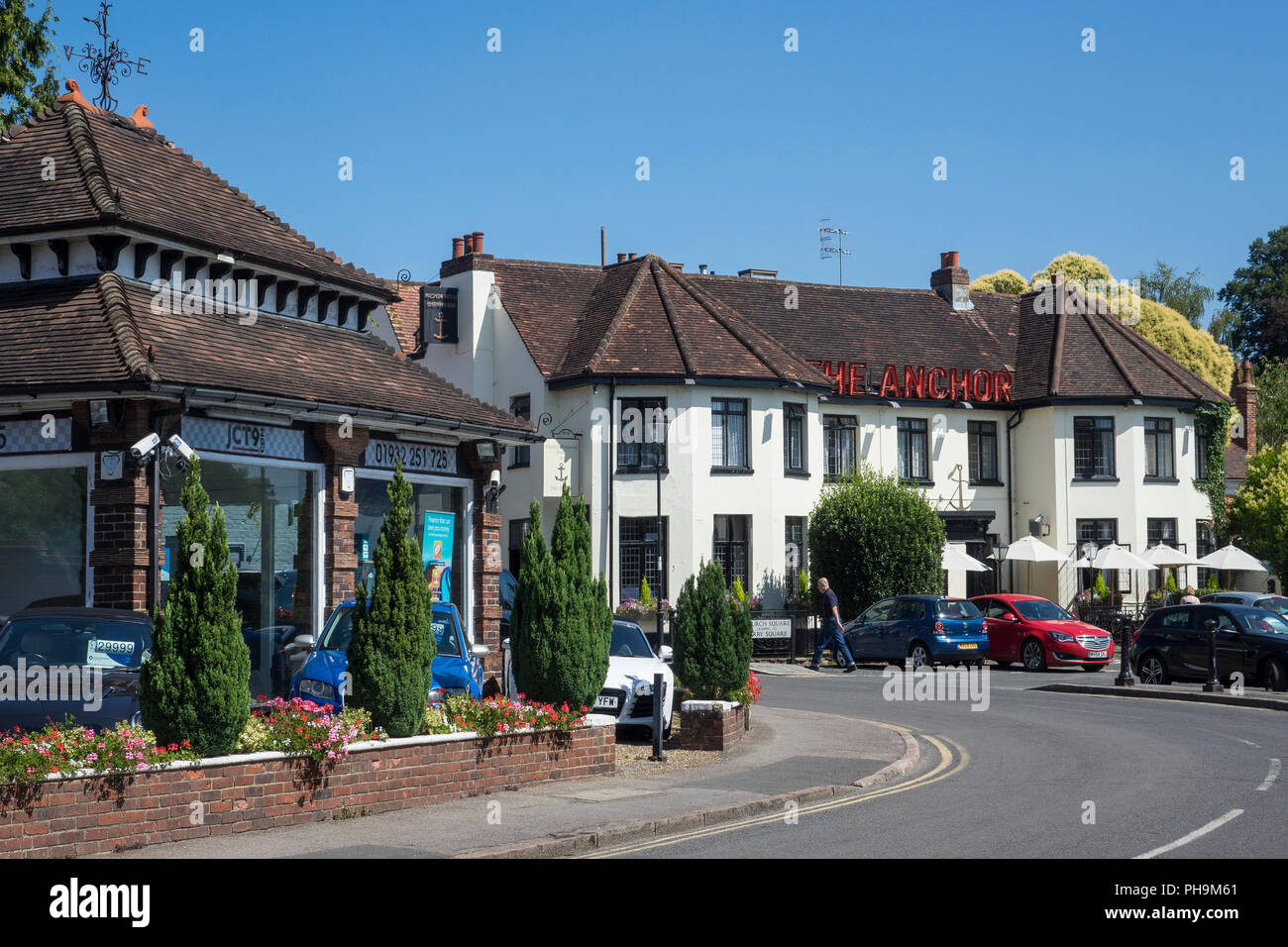 Shepperton hi-res stock photography and images - Alamy