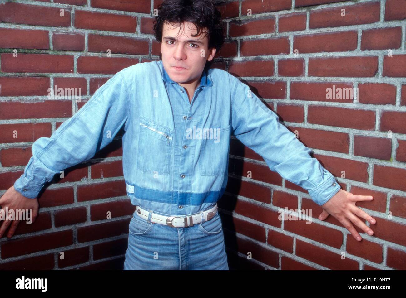 Sänger Nino de Angelo bei einem Fotoshooting in Köln, Deutschland 1983 ...