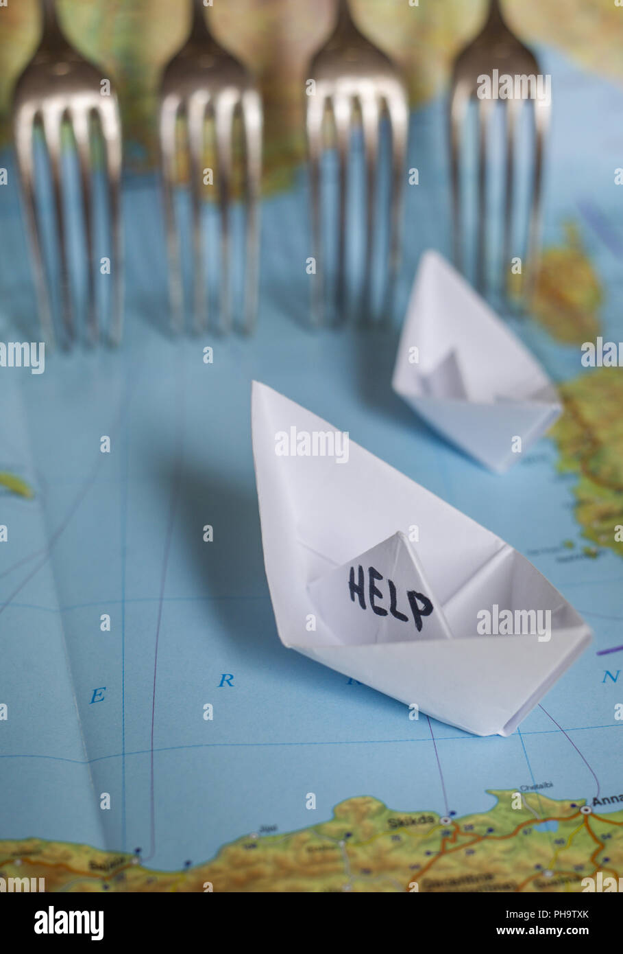 Paper Boat Map Fence Refugees Stock Photo - Alamy