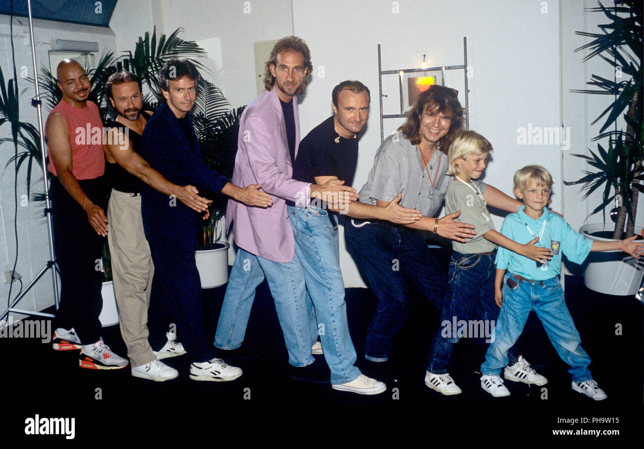 Genesis (v.l. Chester Thompson, Daryl Stuermer, Tony Banks, Mike ...