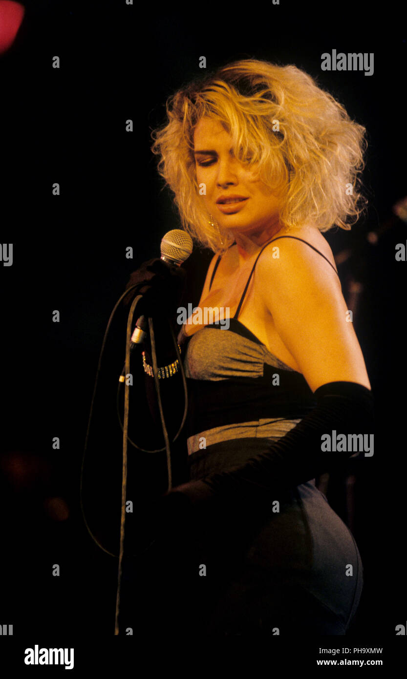Kim Wilde Singer 1987 High Resolution Stock Photography and Images - Alamy