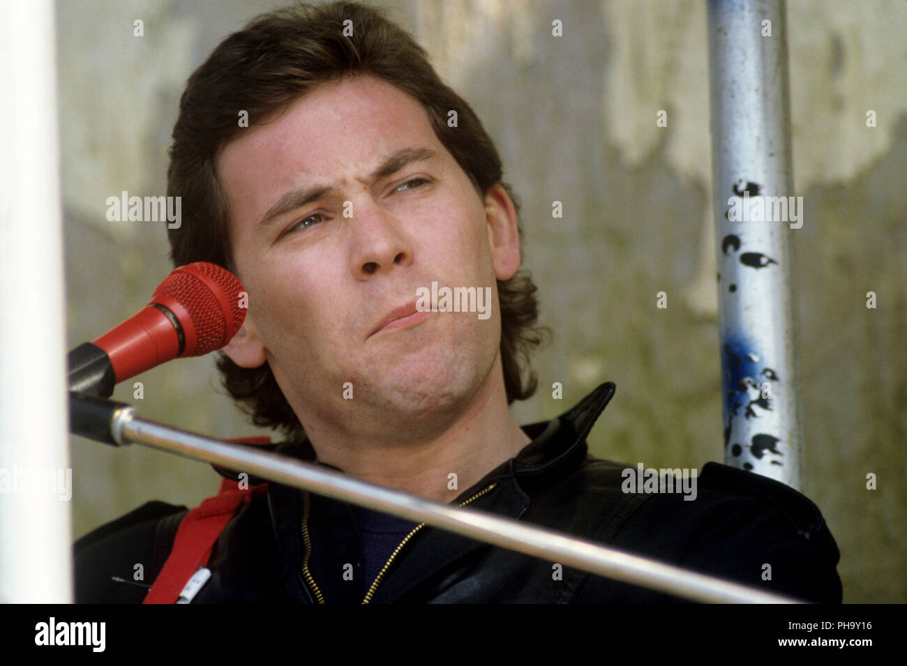 Robin campbell hi-res stock photography and images - Alamy