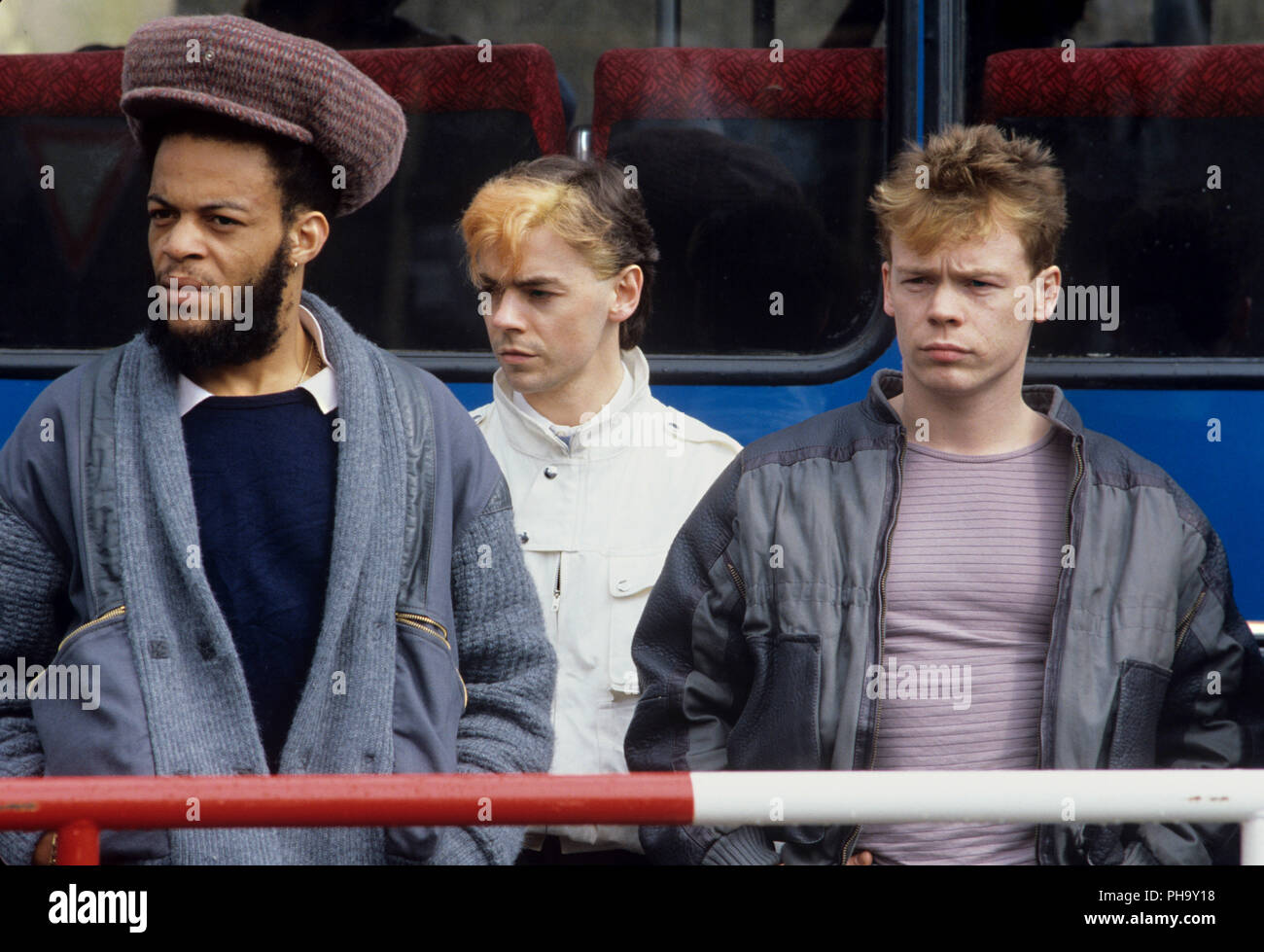 UB40 (v.l. Terence „Astro“ Wilson, not identified, Alistair Campbell ...