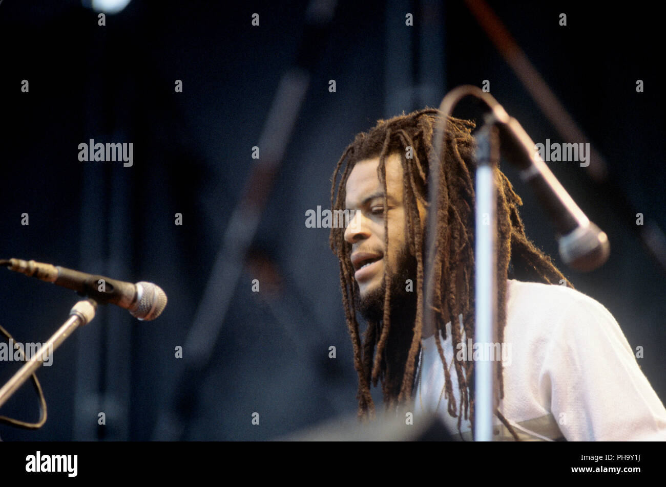 UB40 (Terence „Astro“ Wilson) on 17.09.1983 in Augsburg. | usage ...