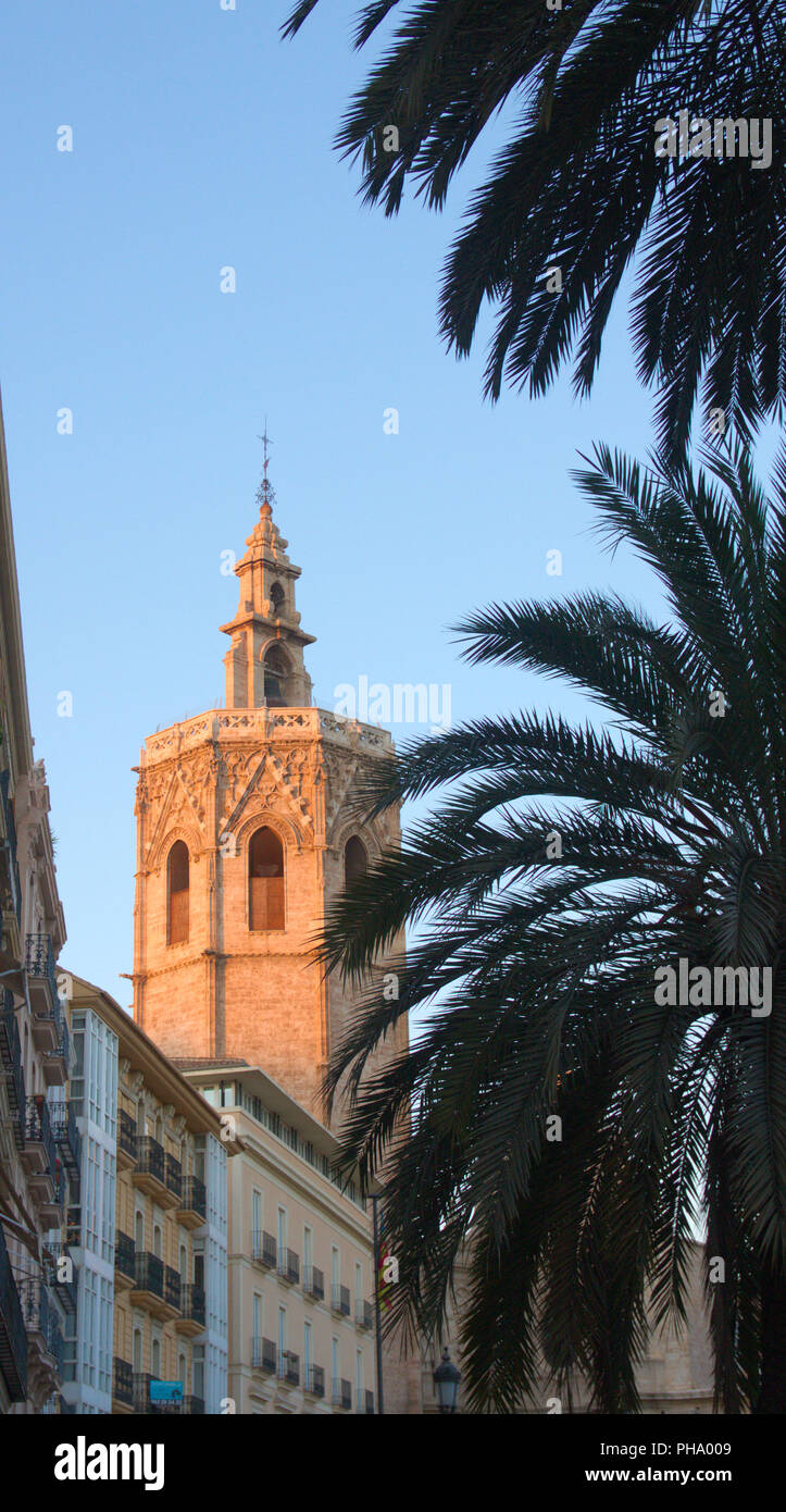 View from the Plaza de la Reina of the Miguelete tower of Valencia ...