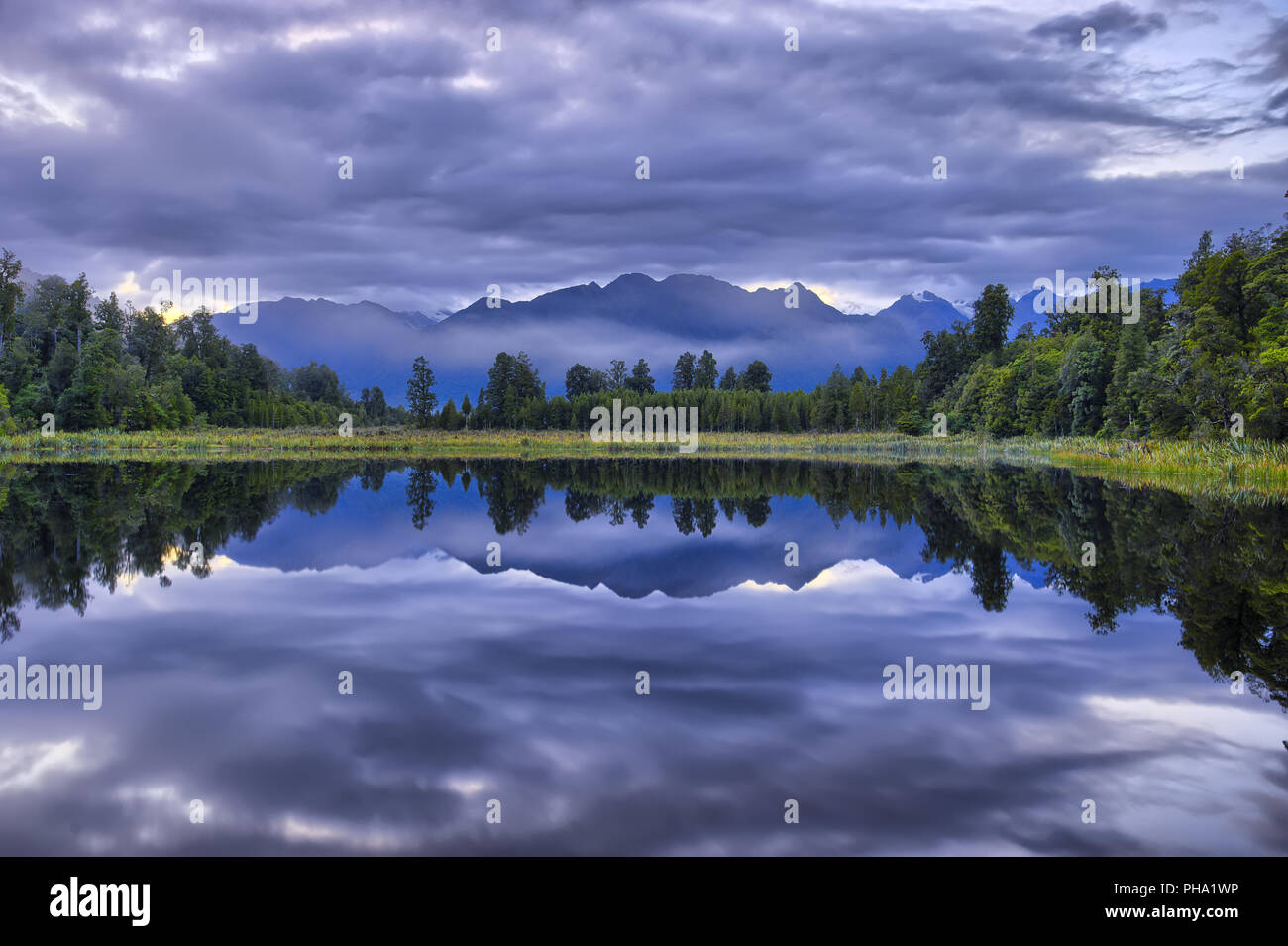Lake Matheson Reflection Stock Photo - Alamy