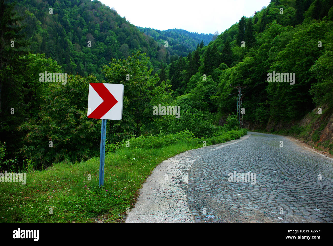 Green road signs hi-res stock photography and images - Alamy
