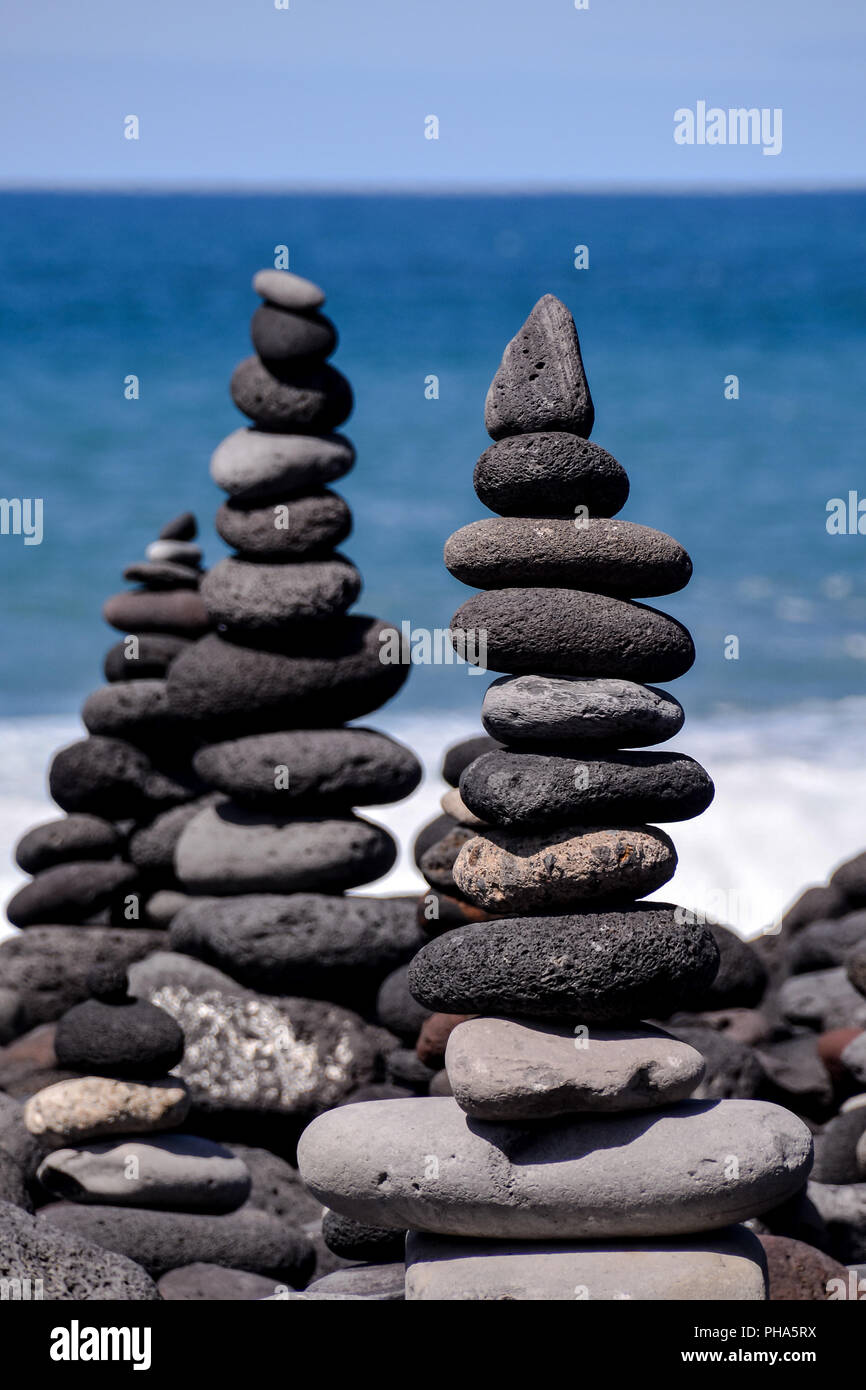 Stack of stones on the sea beach Stock Photo - Alamy