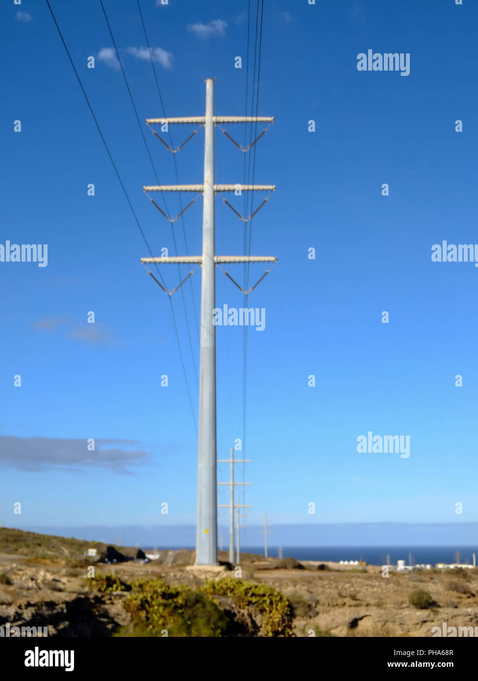 Pylon in desert Stock Photo - Alamy