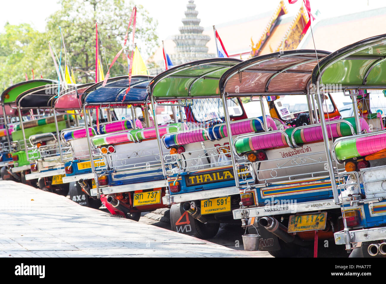 Tuk tuks tuk tuks taxi hi-res stock photography and images - Alamy