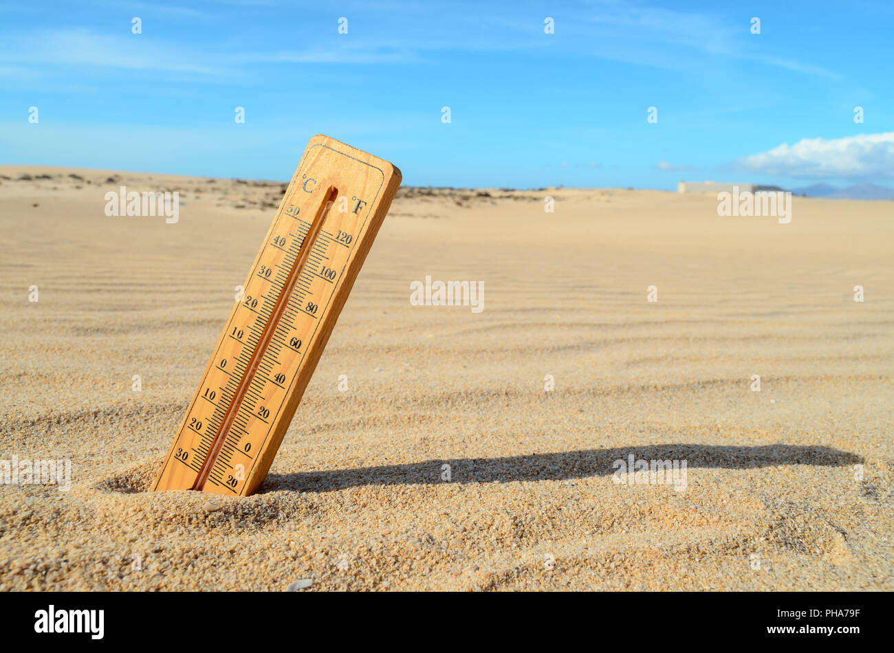 Object in the Dry Desert Stock Photo - Alamy