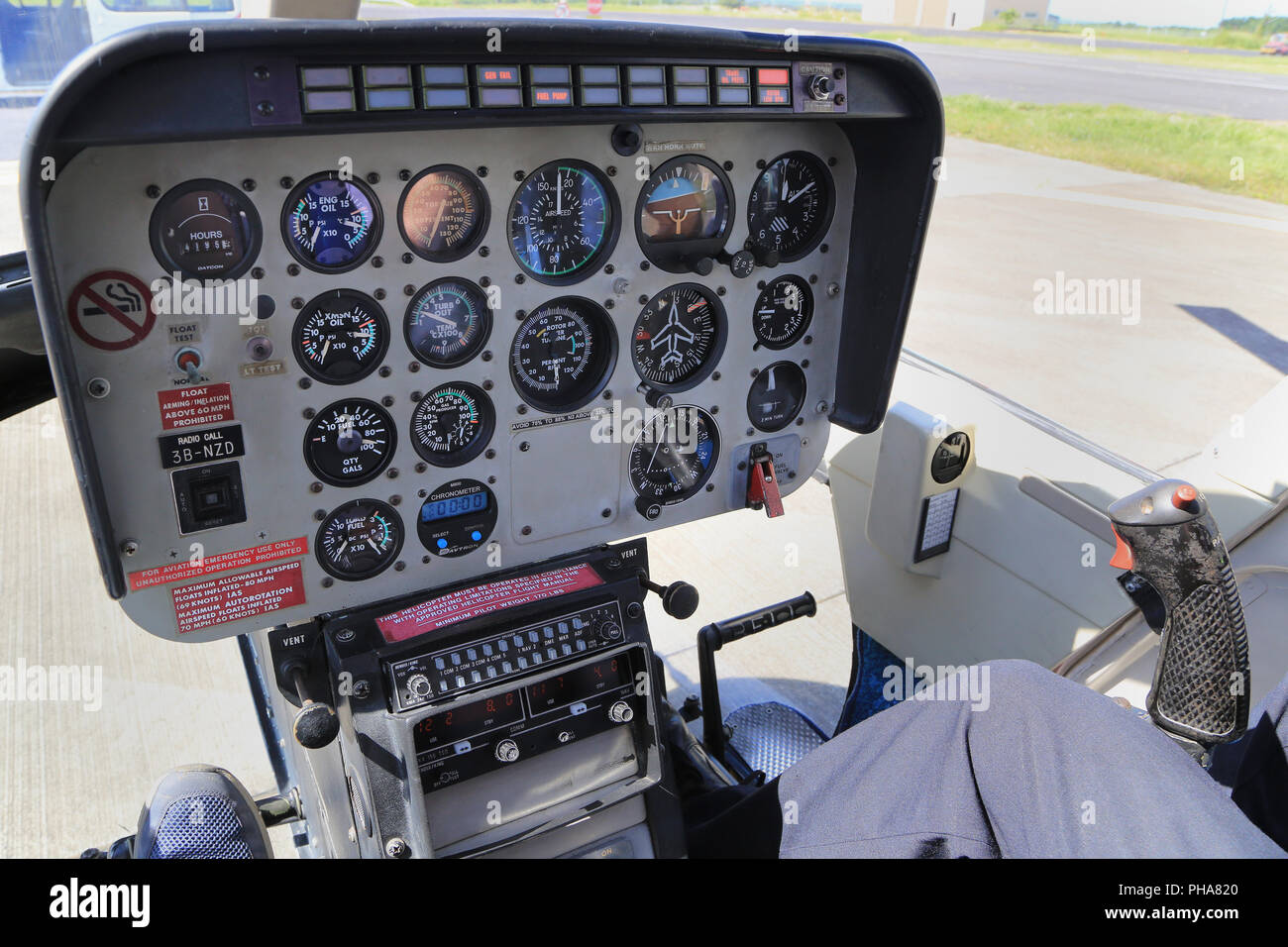 Bell helicopter cockpit hi-res stock photography and images - Alamy