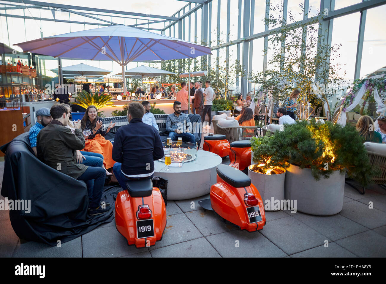 Situated 19th floor No.1 Spinningfields, 20 Stories glamorous ...