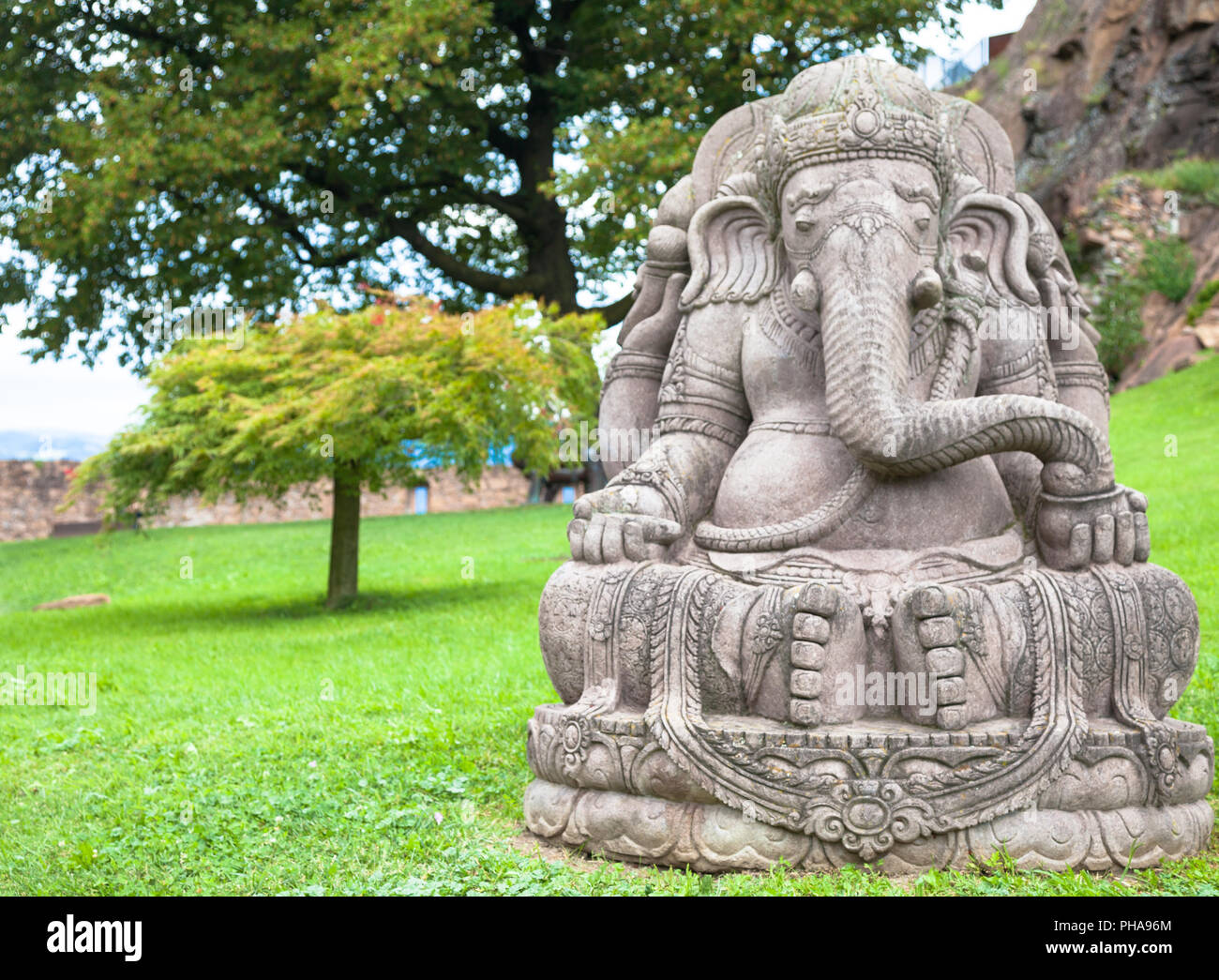 Ganesha statue in a beautiful mountain garden Stock Photo - Alamy