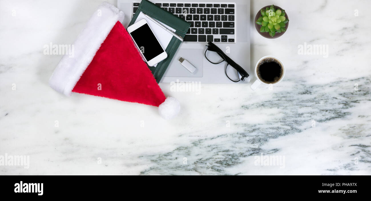 Computer desktop christmas hat hi-res stock photography and images - Alamy