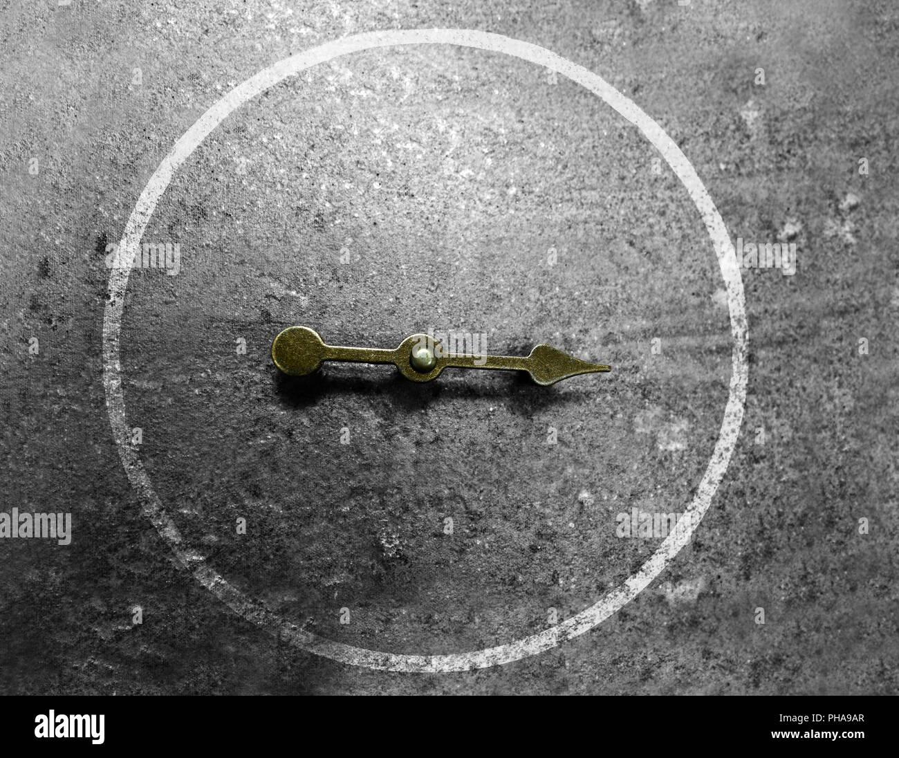 Arrow circle hi-res stock photography and images - Alamy