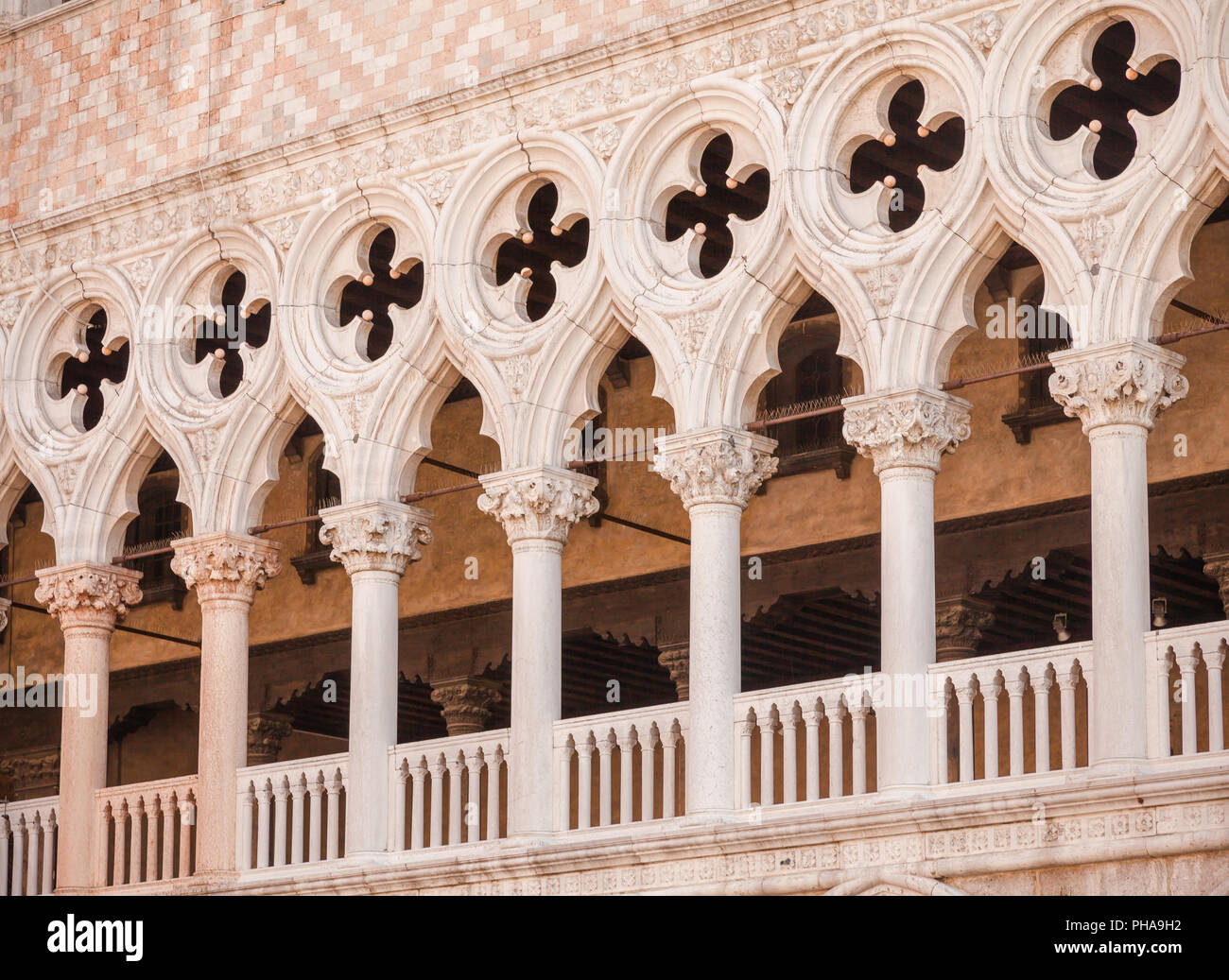 Venice, Italy - Columns perspective Stock Photo - Alamy
