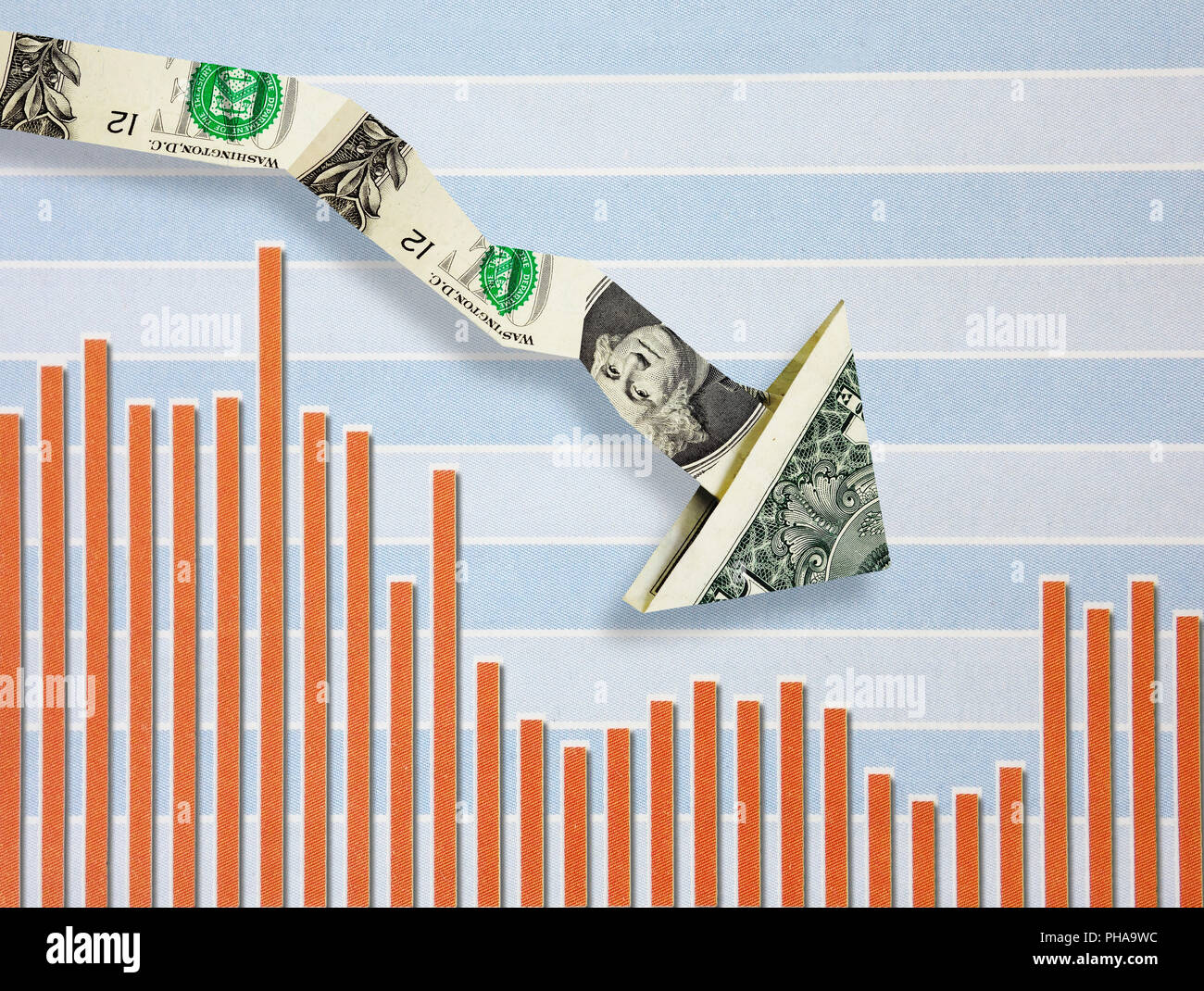 Down arrow chart hi-res stock photography and images - Alamy