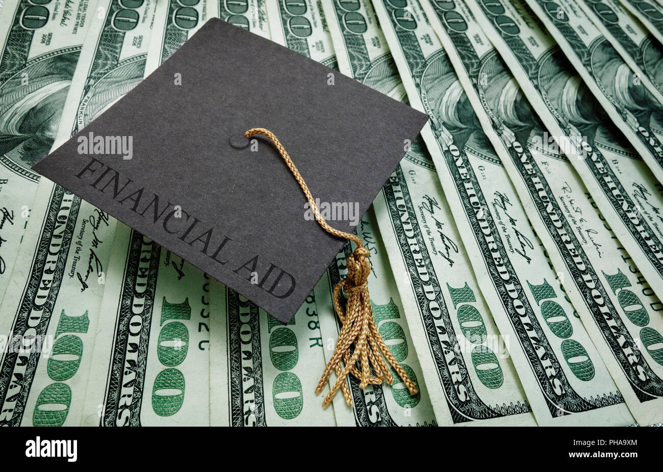 Financial aid assistance hi-res stock photography and images - Alamy