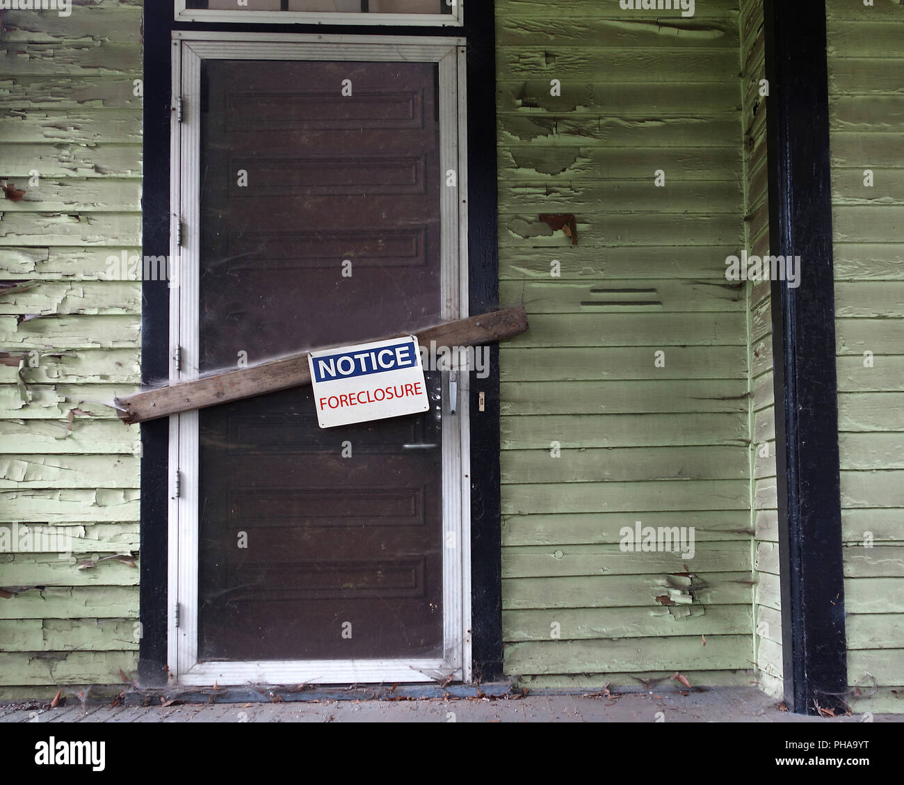Foreclosed House High Resolution Stock Photography and Images - Alamy