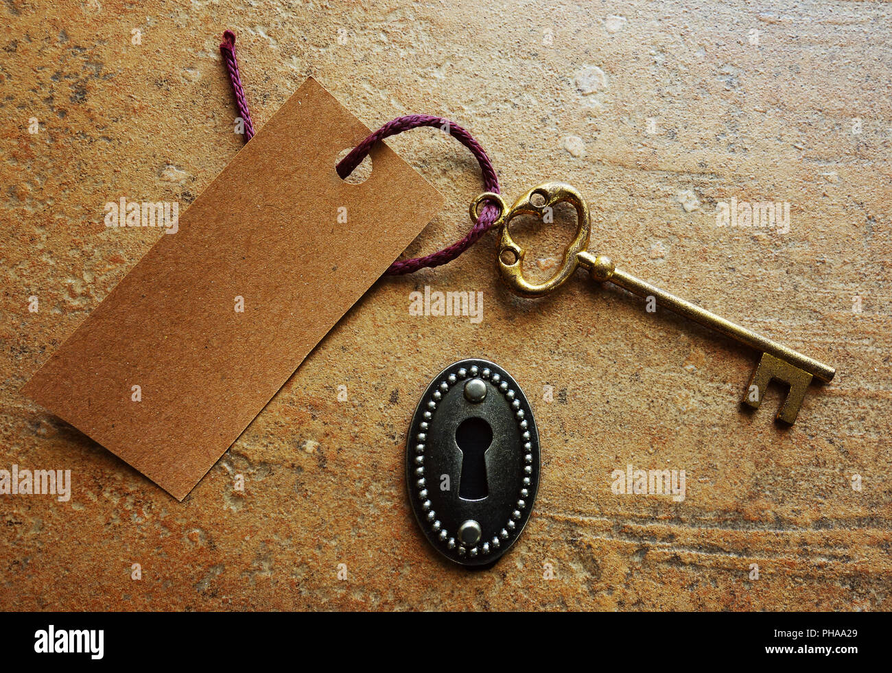 Gold key hole hi-res stock photography and images - Alamy