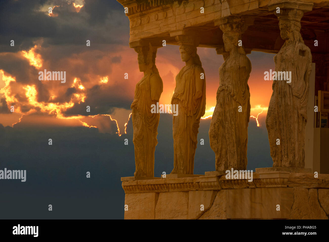 Caryatids Erechtheion on Parthenon Athens Greece Stock Photo - Alamy