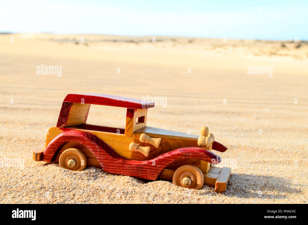 Object in the Dry Desert Stock Photo - Alamy
