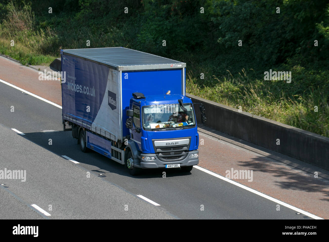 Trucks daf lf hi-res stock photography and images - Alamy