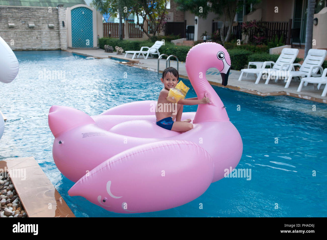 Pink pool hi-res stock photography and images - Alamy