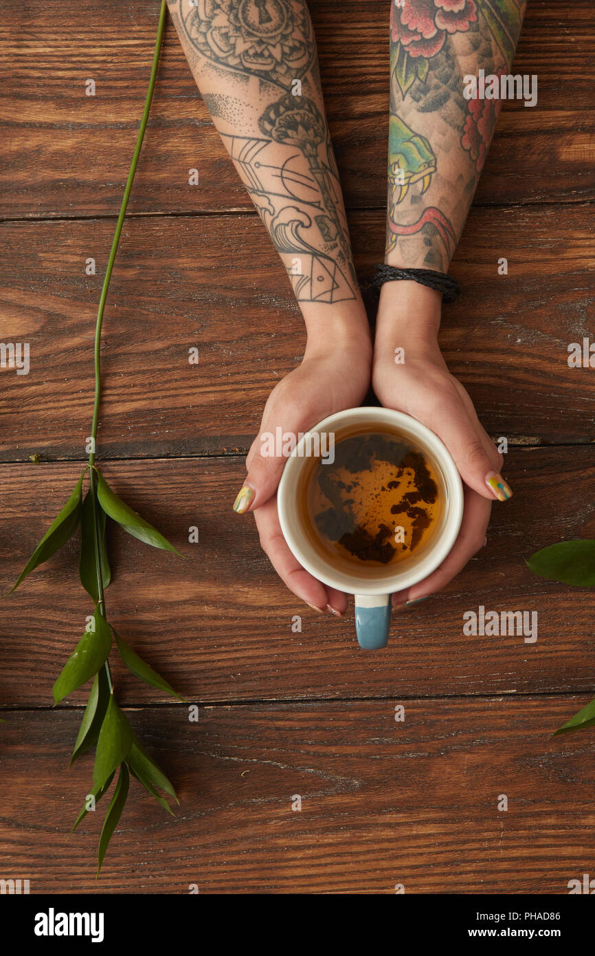 Hot hands hi-res stock photography and images - Alamy