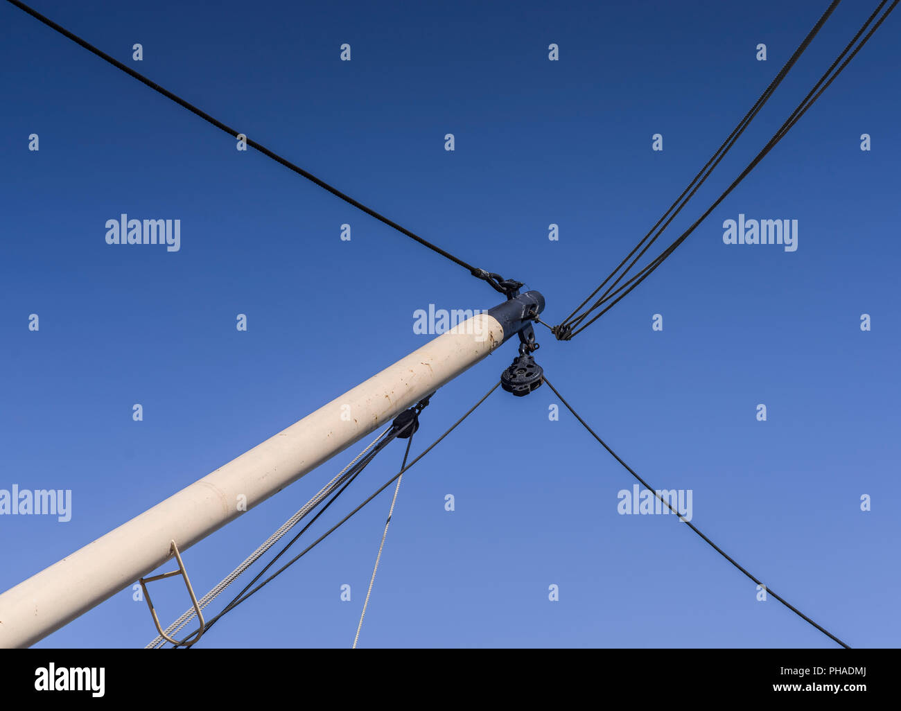 Ship mast ropes Stock Photo - Alamy
