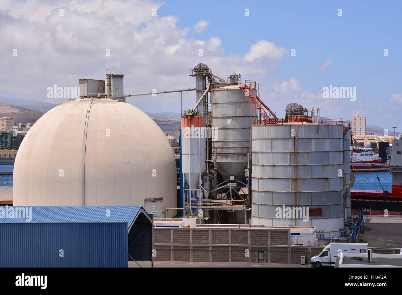 Industrial Building in the Port Stock Photo - Alamy
