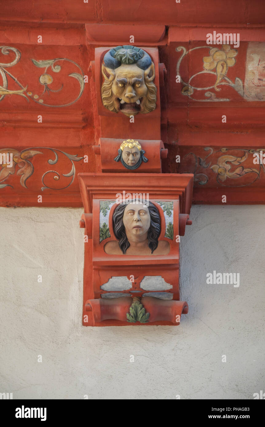 Grotesque architecture hi-res stock photography and images - Alamy