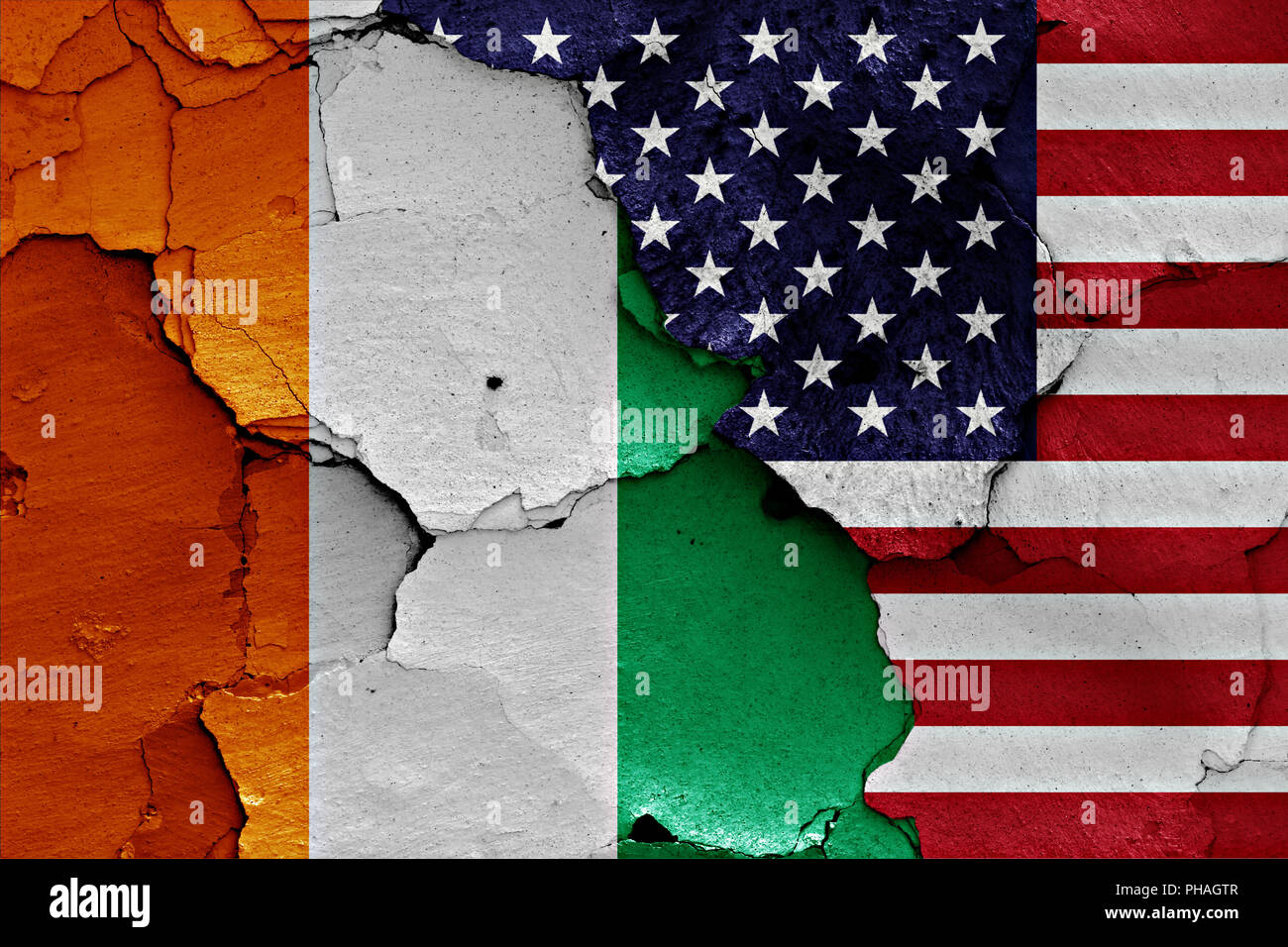 Usa and ivory coast flags hi-res stock photography and images - Alamy
