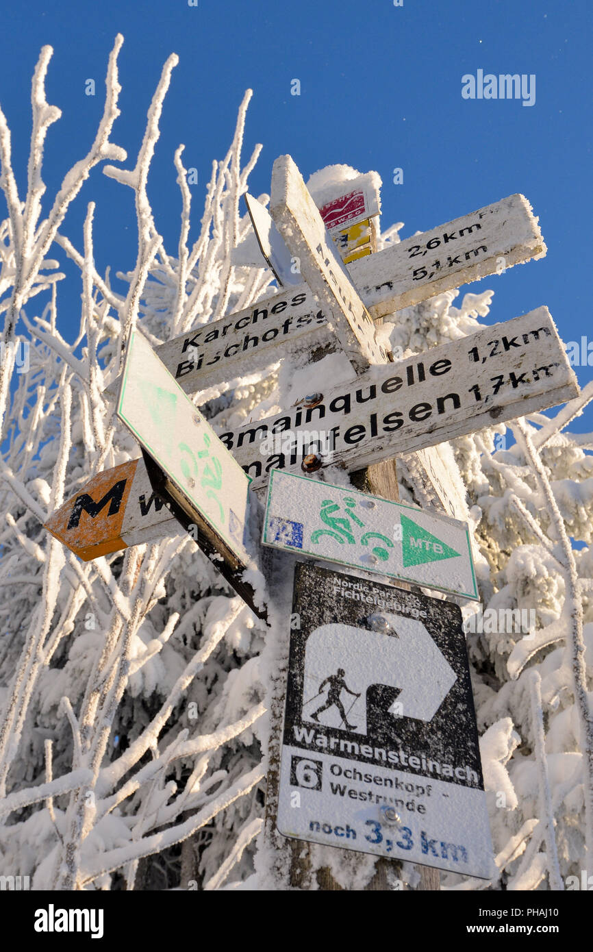 Coldly hi-res stock photography and images - Alamy