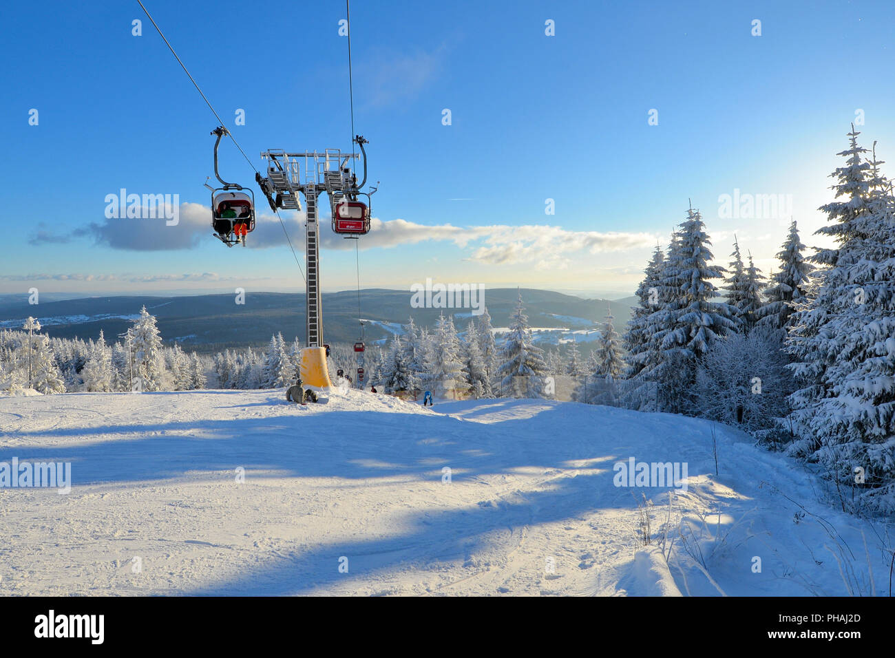 Coldly hi-res stock photography and images - Alamy