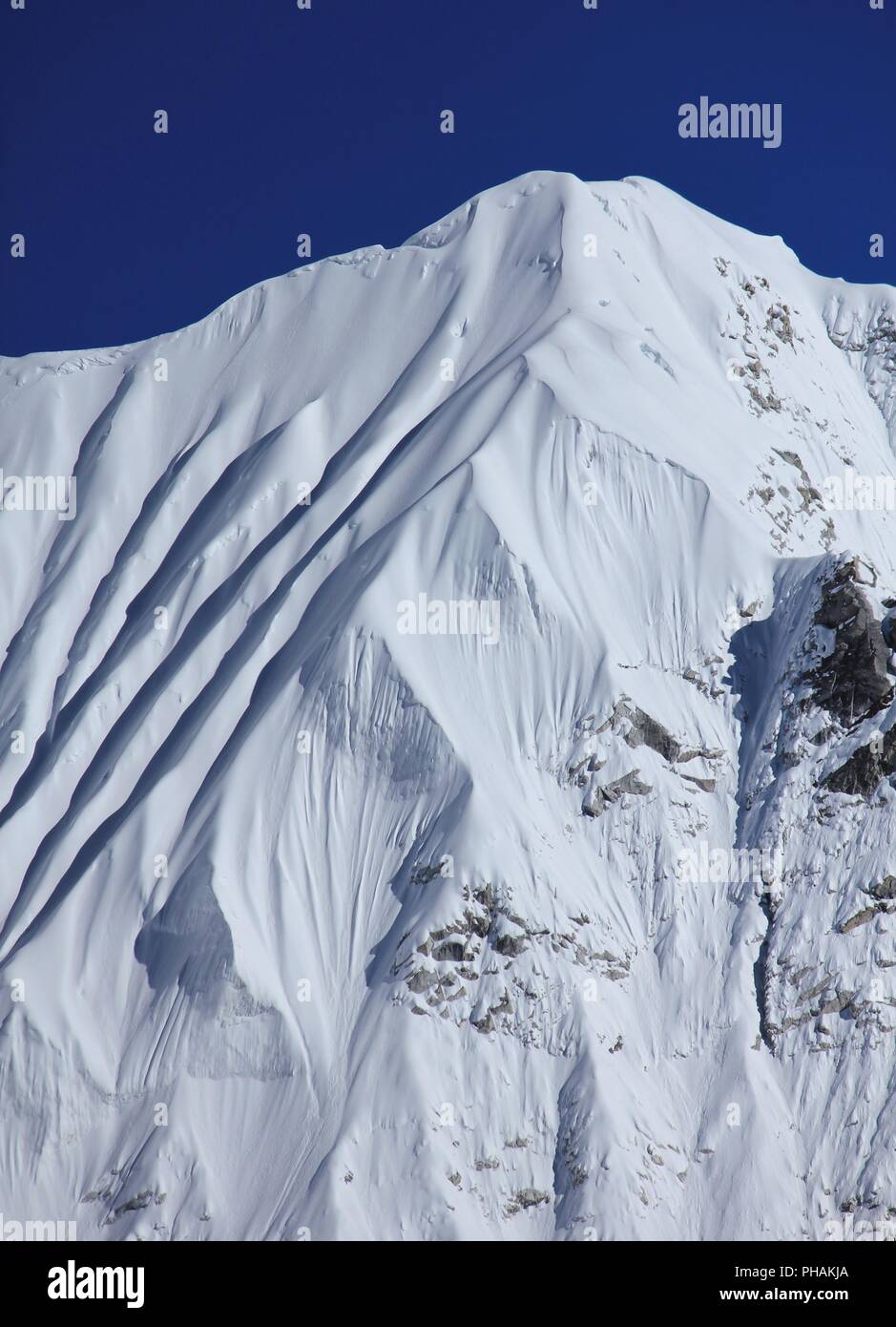 Beautiful shaped mountain in the Everest National Park Stock Photo - Alamy