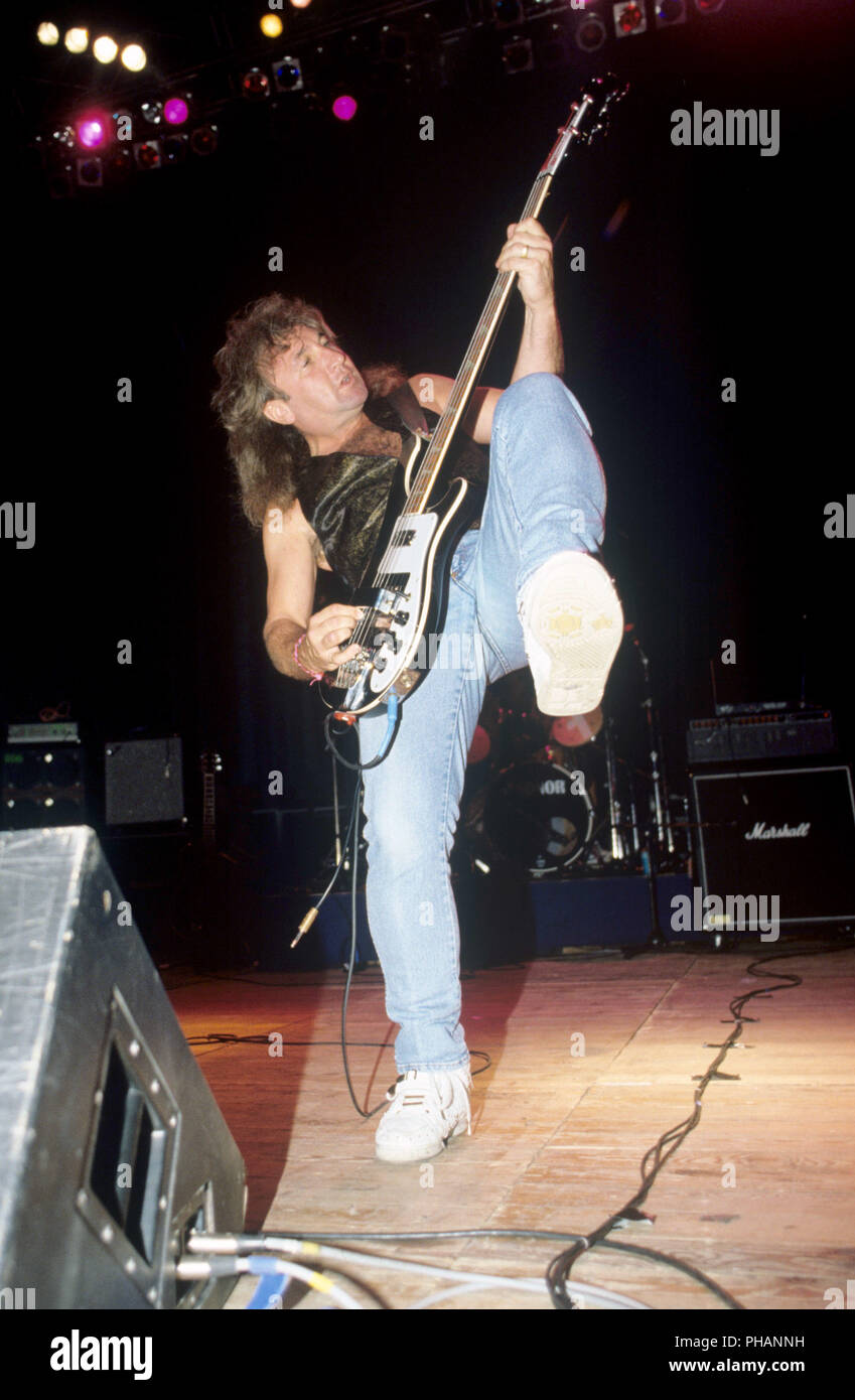 Smokie (Terry Uttley) on 06.10.1991 in München / Munich. | usage ...