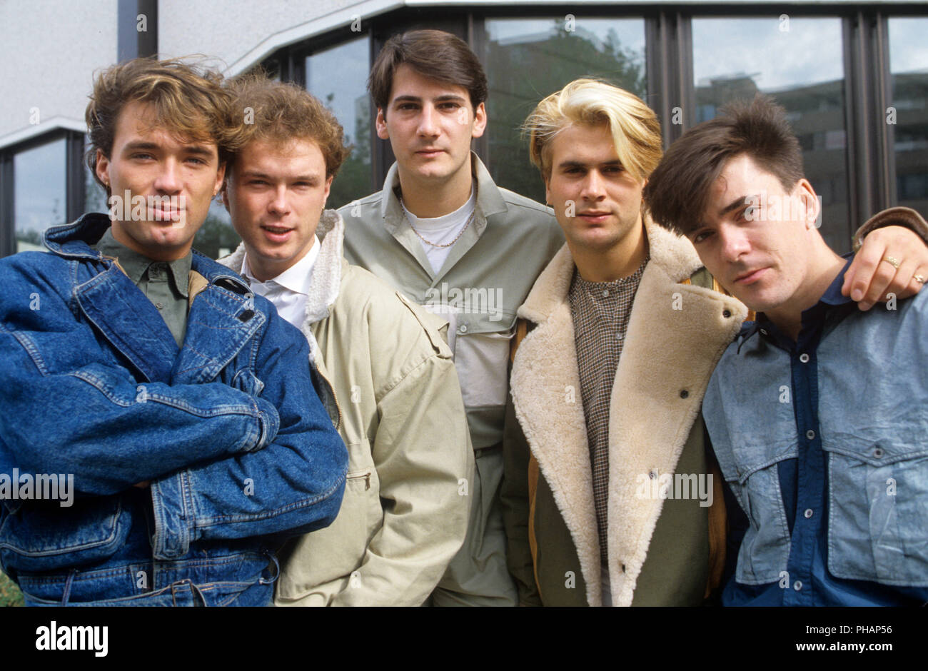Spandau Ballet (with singer Tony Hadley) on 02.10.1983 in München ...