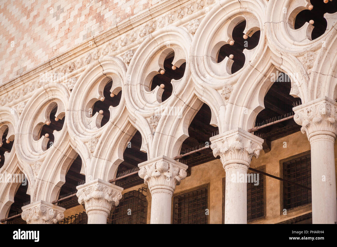 Venice italy columns perspective hi-res stock photography and images ...