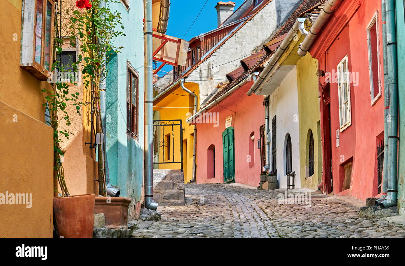 Romania houses hi-res stock photography and images - Alamy