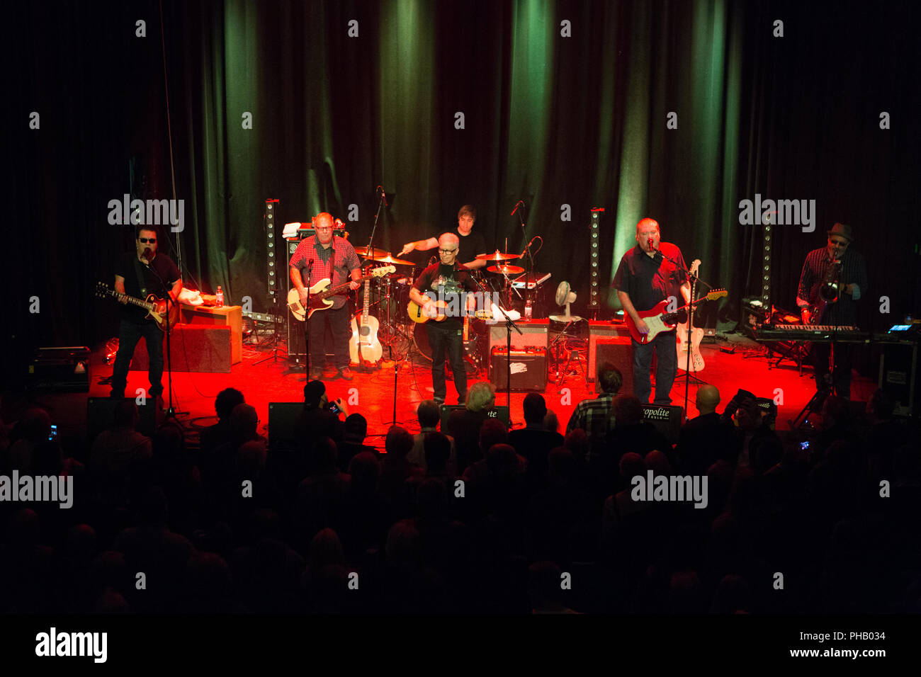 Los lobos band hi-res stock photography and images - Alamy