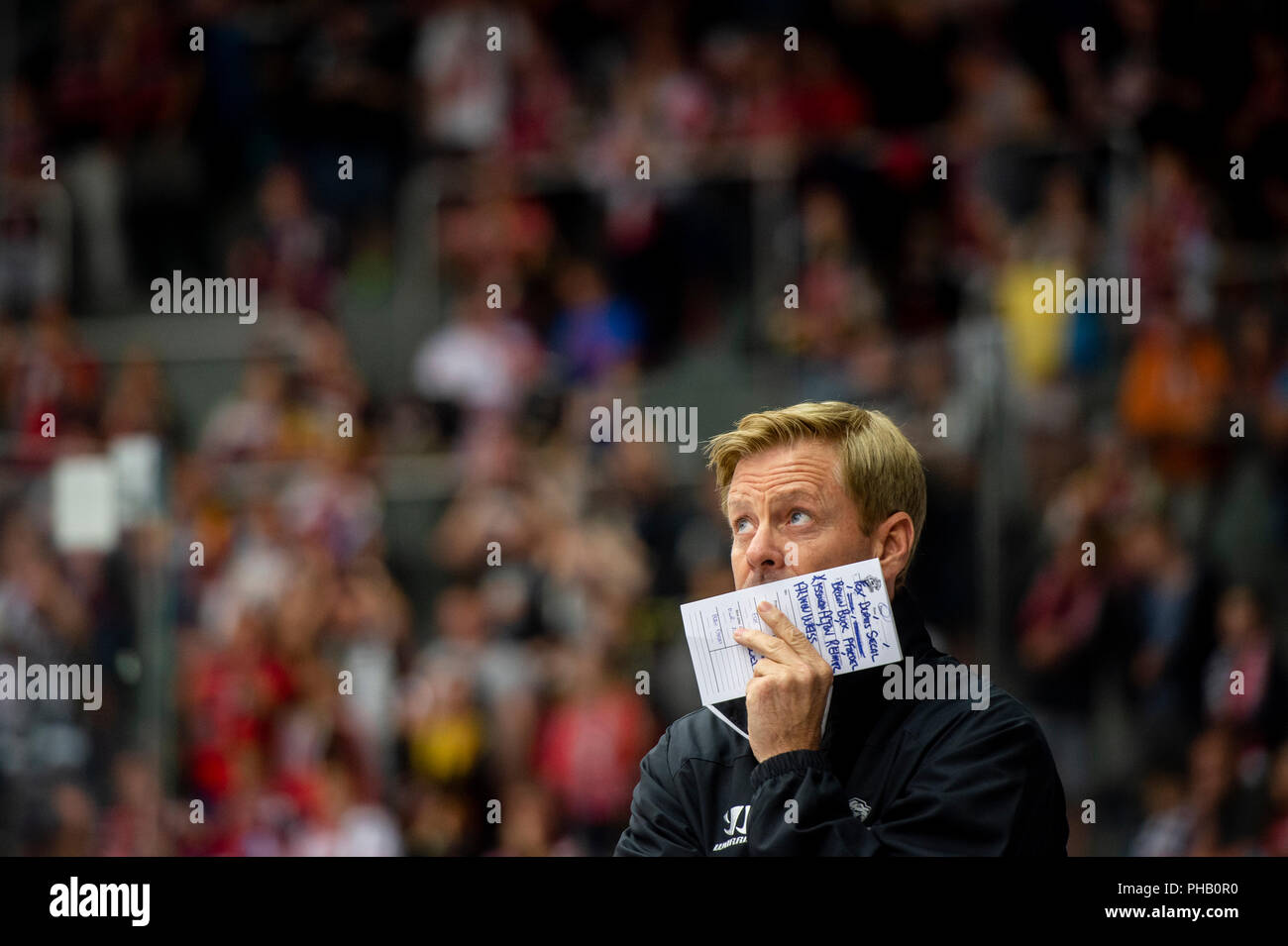 Group f game hi-res stock photography and images - Alamy